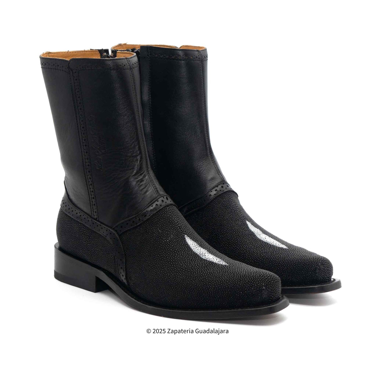 MEN'S LOW SHAFT GENUINE STINGRAY SINGLE STONE BLACK LEATHER BOOT ...